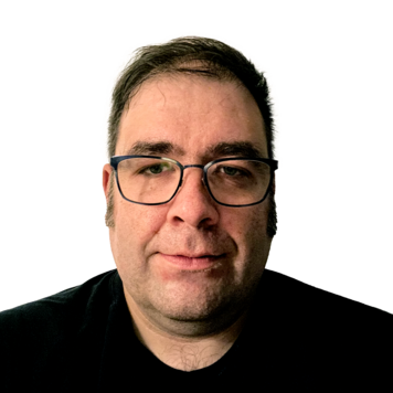 Dyr champagne, hurtige biler og hemmelige spillebuler | Dansk ...